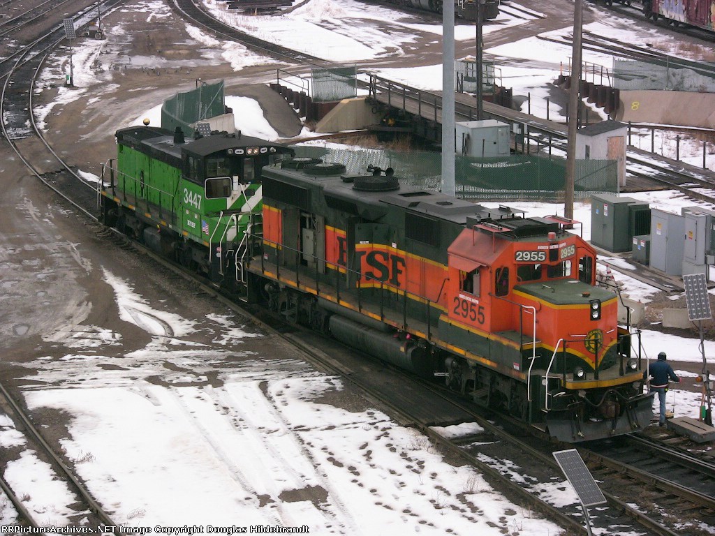 GP39-2